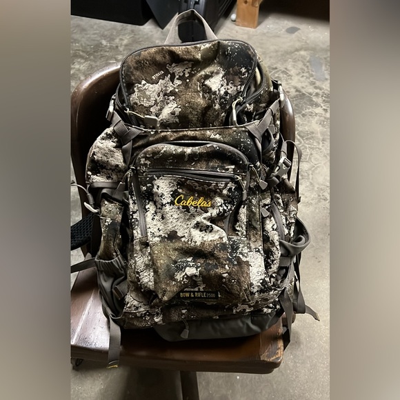Cabela's | Bags | Cabelas 250 Bow And Gun Pack | Poshmark